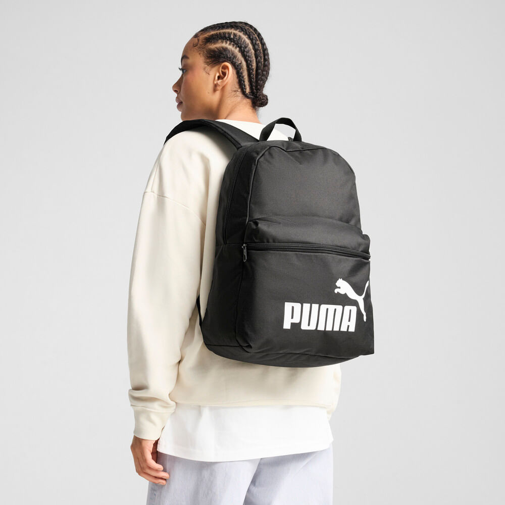 Puma Phase Backpack Morral negro de hombre lifestyle - prochampions